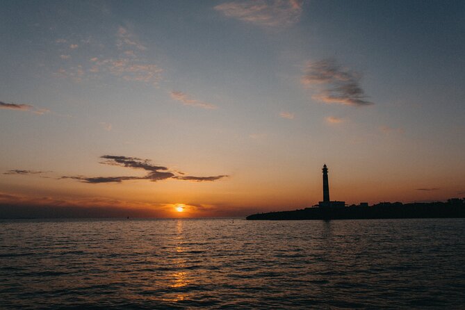 Sunset Experience | 2 Hours Boat Trip at Sunset Time - Meeting and Pickup Details