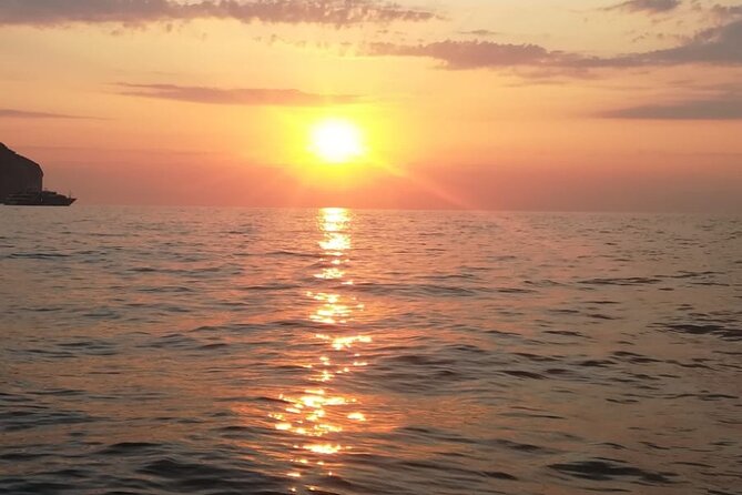 Sunset Group Boat Tour From Positano or Praiano - Getting to the Meeting Point