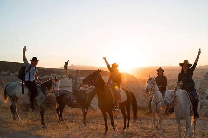 Sunset Horse Back Riding Tour - Beginner-Friendly Horseback Riding Experience