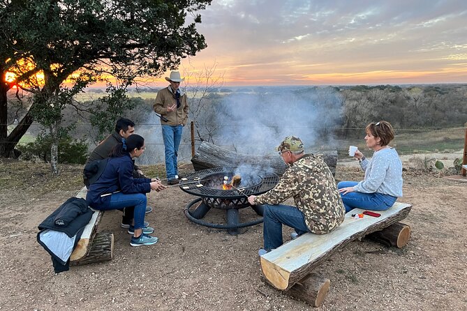 Sunset Horseback Ride With Scenic Views - Meeting and Pickup Details