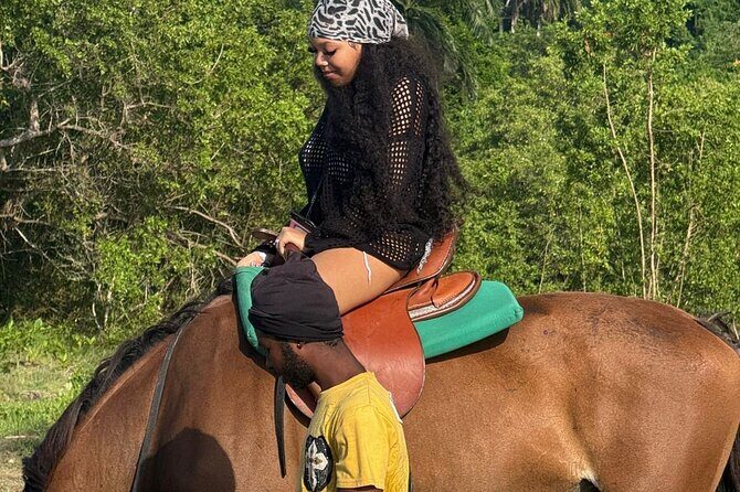 Sunset Horseback Riding and Swim Tour - FAQ