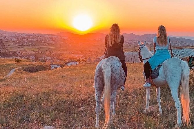Sunset Horsebackriding-Tour Through the Valleys of Cappadocia - Ideal Conditions for Riding