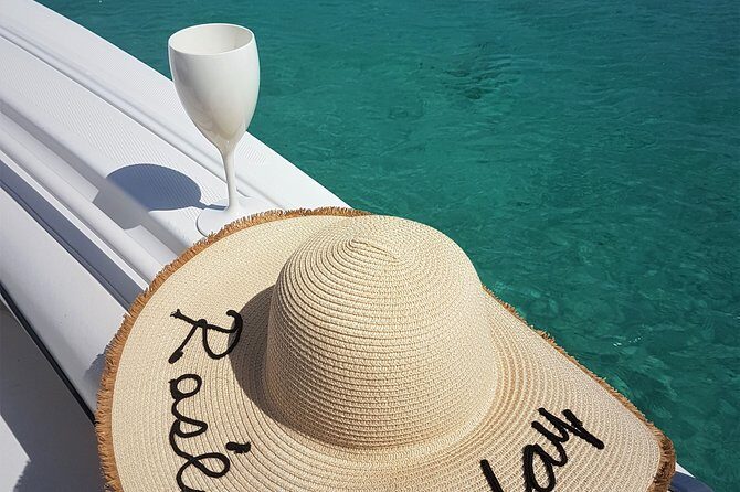 Sunset in Saint Maarten - An Authentic Look at the Sunset Cruise Experience