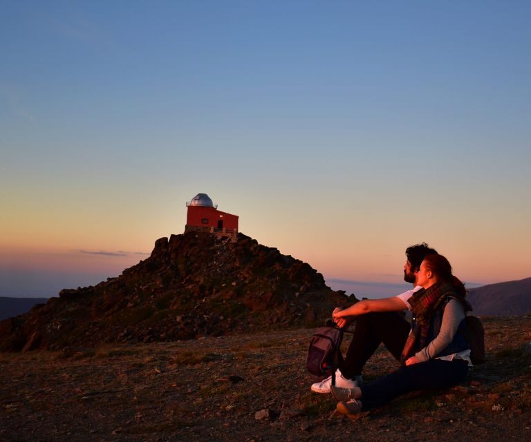 Sunset in Sierra Nevada at 2,500m altitude - Key Points