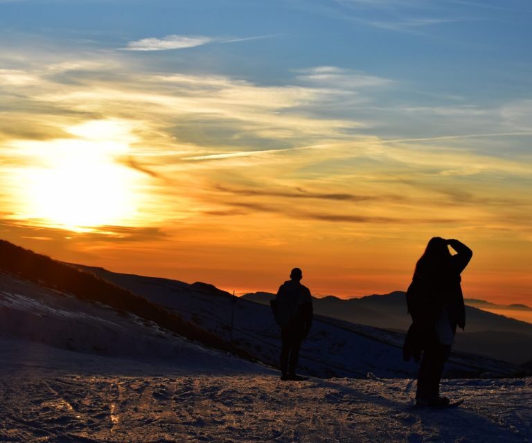 Sunset in Sierra Nevada at 2,500m altitude - Practical tips for travelers