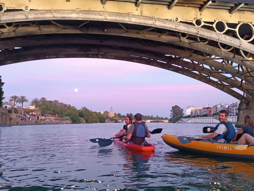 Sunset Kayak: Historic Seville, Triana and La Cartuja - Key Points
