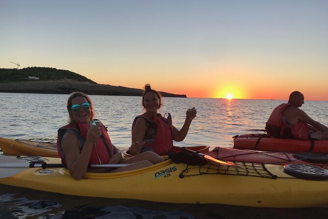 Sunset Kayaking Ibiza, Spain - Group Size and Accessibility