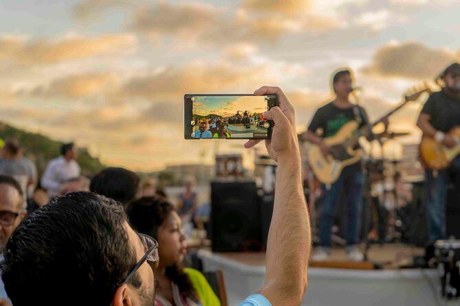 Sunset Mexican Dinner Cruise and Live Music in Cabo San Lucas - Who Should Consider This Tour?