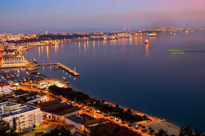 Sunset on a sailboat in Arrábida, Setúbal - Practical Details and Value