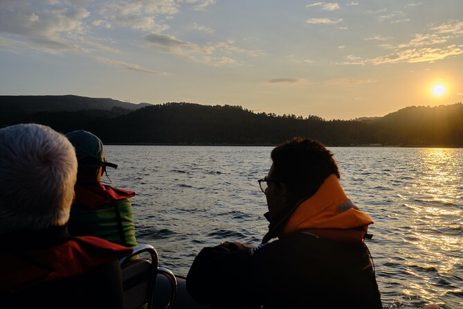 Sunset on a sailboat in Arrábida, Setúbal - FAQ