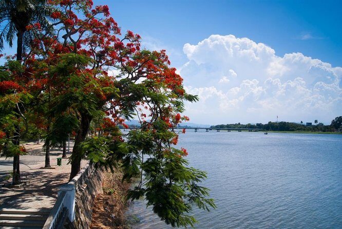 Sunset on Perfume River and Ancient Hue City Tour by Bike - Practical Tips for Your Trip