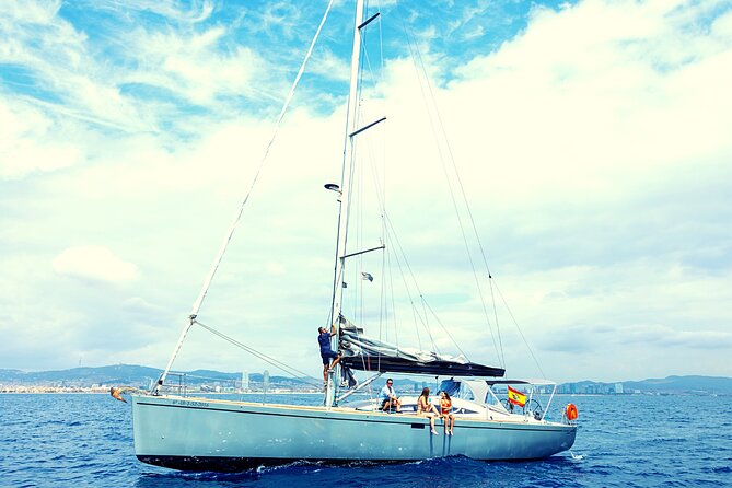 Sunset or Afternoon Yacht Tour in Barcelona With Drinks & Snacks - Customer Reviews and Feedback