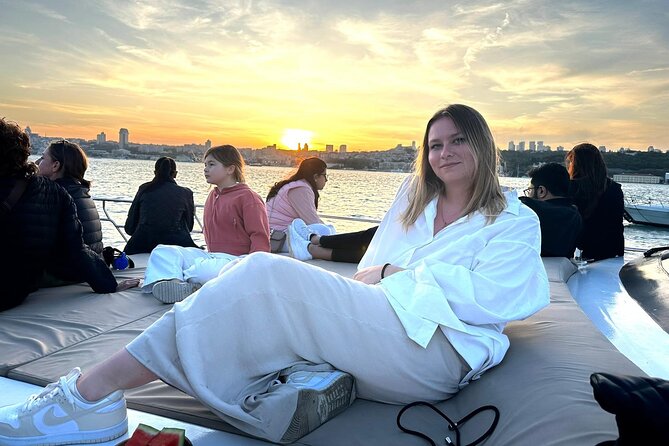 Sunset or Daytime Istanbul Guided Luxury Yacht Cruise with Snacks - Final Thoughts