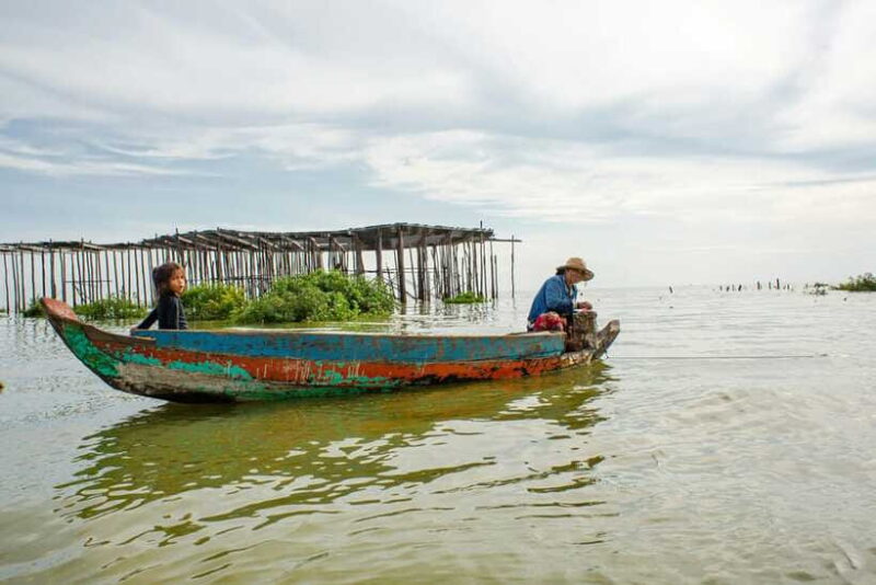 Sunset Over the Tonle Sap Lake and Visit Floating Village - The Sum Up