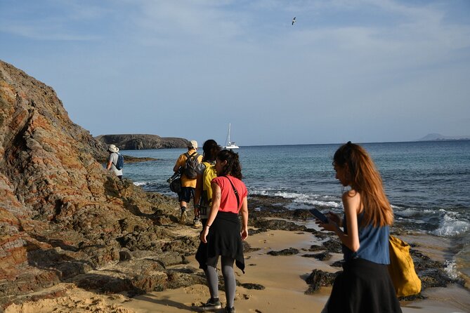Sunset Playa Mujeres or Volcan del Cuervo Connect&flow Yoga practice - Practical Details and Value