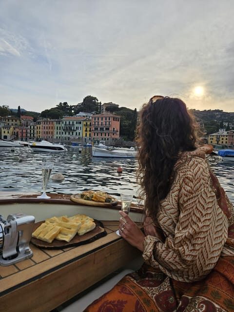 Sunset private boat tour with aperitif in Portofino - Key Points
