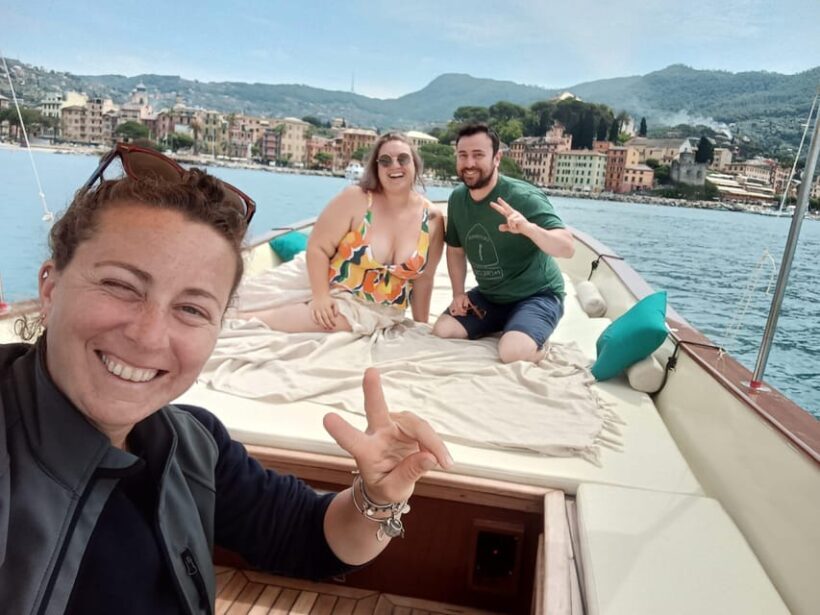 Sunset private boat tour with aperitif in Portofino - FAQs