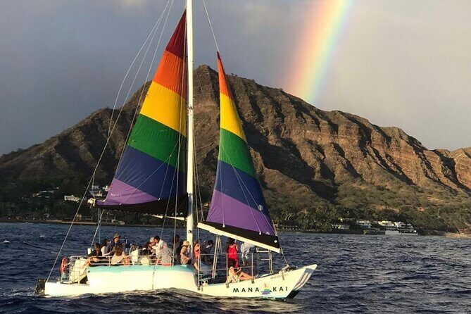 Sunset sail Aboard Manakai Catamaran - Key Points