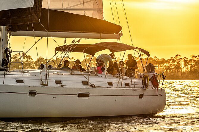 Sunset Sail Aboard the 47 ft Daydreams Sailboat - The Experience of a VIP-Style Boat Tour