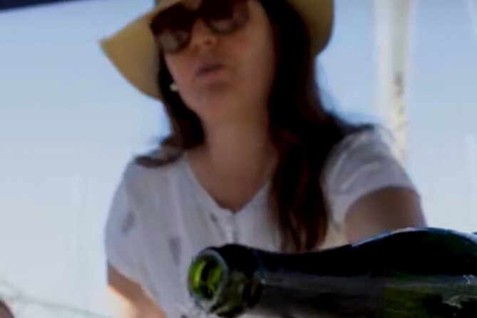 Sunset Sailboat Tour along the Coast with Open Bar - FAQ