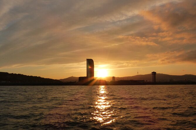 Sunset Sailing Tour in Barcelona - Accessibility and Amenities
