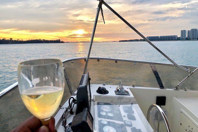 Sunset & Skyline Happy Hour Yacht Cruise - The Sum Up
