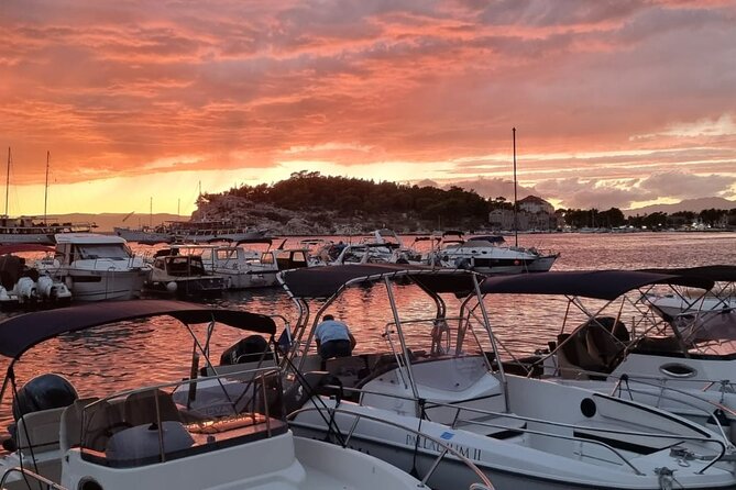Sunset Speedboat Tour in Makarska With Swim Stop on Island Brač - Key Points