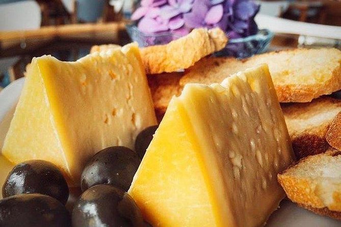 Sunset tour with regional dinner - The Sum Up