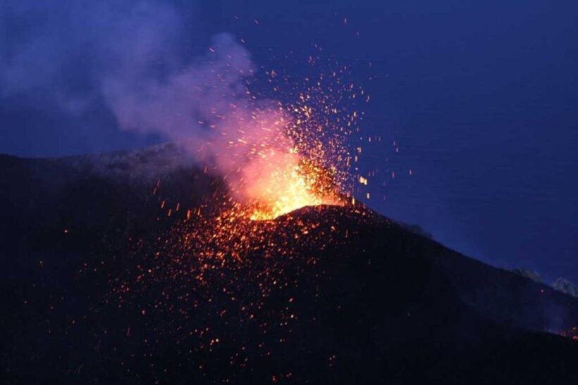 Sunset Trekking on vulcano Stromboli - Whats Included and Whats Not