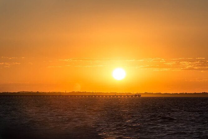 Sunset Twilight Cruise in Hervey Bay - Who Would Love This Cruise
