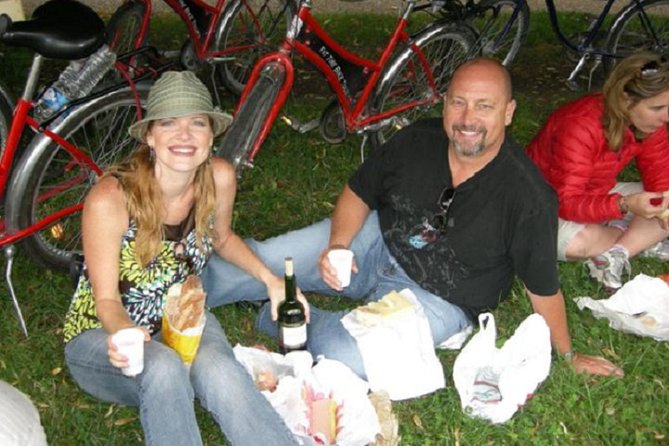 Sunset Versailles Bike Tour With Fireworks - Exclusive Access to Versailles Chateau