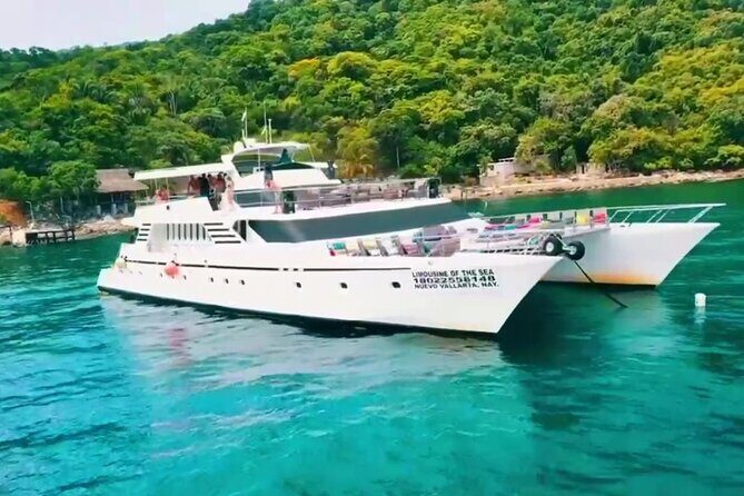 Sunsets and Whales Mega Yachts ALL INCLUSIVE: Puerto Vallarta - FAQ