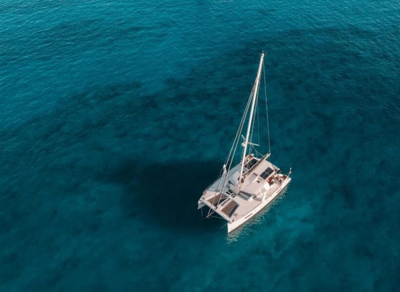 SUP Safari - Catamaran Cruise Dia Island & Gourmet Delights! - The SUP experience