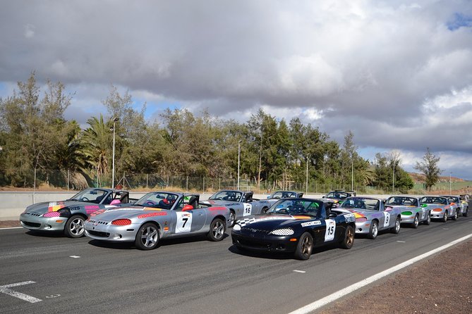 Supercar Experiences on the Circuit of Maspalomas - Navigating the Racetrack
