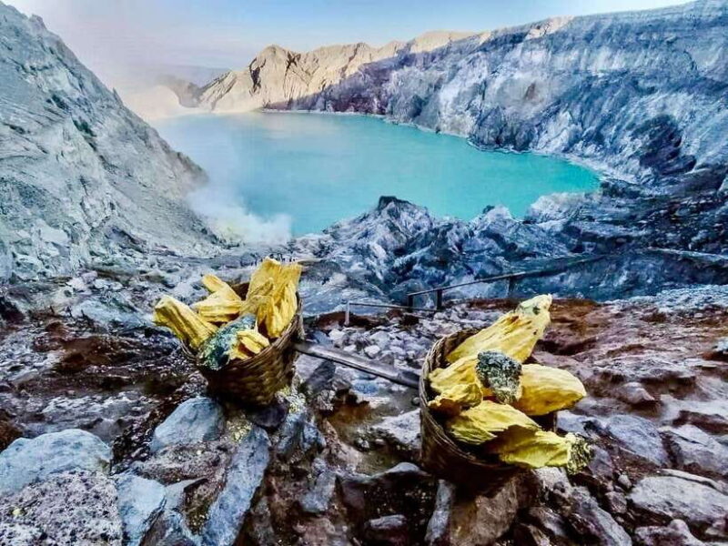 Surabaya/Malang: 3-Day Tumpak Sewu Bromo Ijen Volcano Tour - Key Points