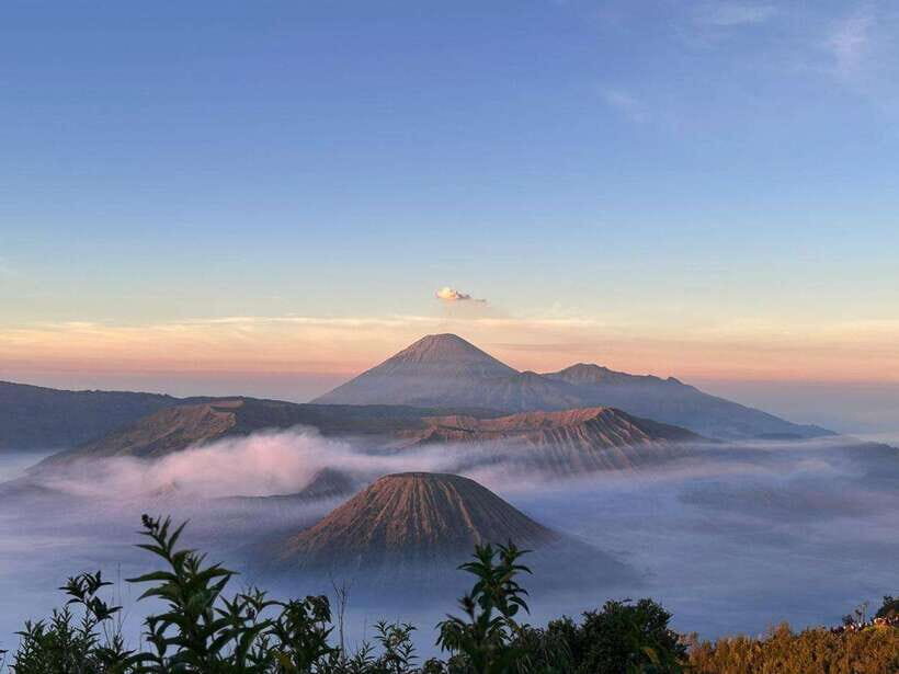 Surabaya: Mount Bromo Sunrise & Crater Climb Tour - What’s Included & What’s Not