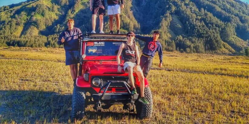 Surabaya: Mount Bromo Sunrise & Madakaripura 1 Day Tour - What Travelers Say