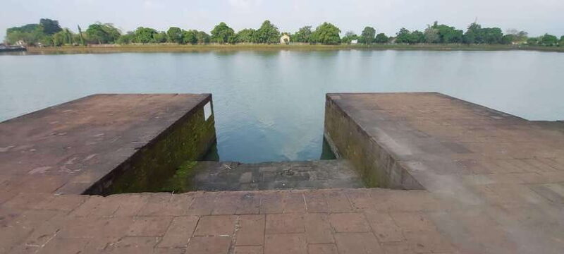 SURABAYA SHORE TOURS : TROWULAN AND SURABAYA SIGHT SEEING - What Makes This Tour Stand Out?