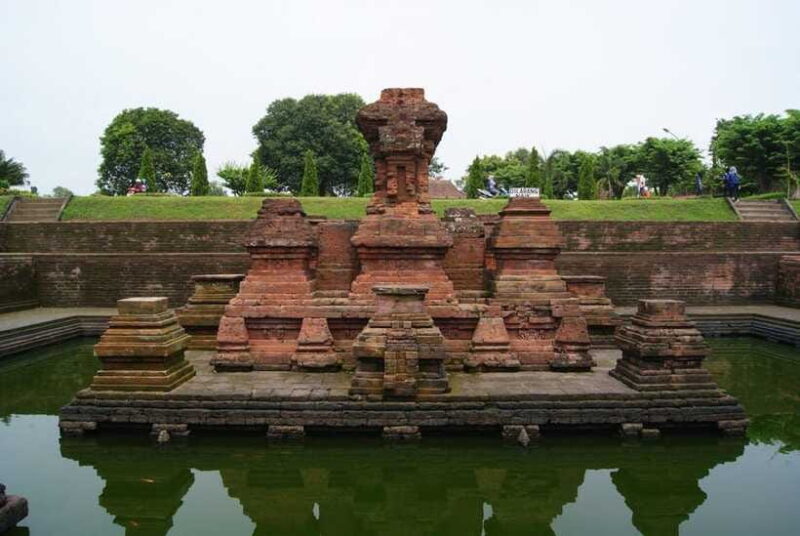 SURABAYA SHORE TOURS : TROWULAN AND SURABAYA SIGHT SEEING - FAQ