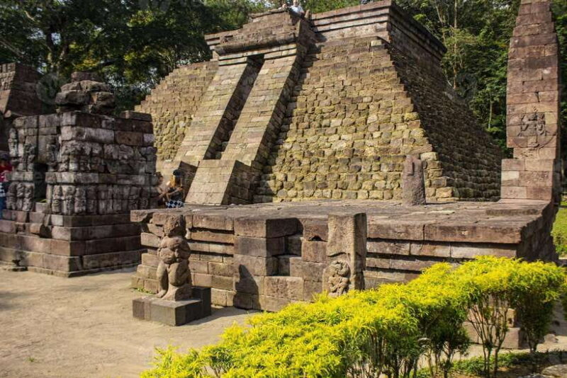 SURAKARTA (SOLO CITY) : CUSTOMIZED TOURS WITH CAR DRIVER - Exploring the Itinerary