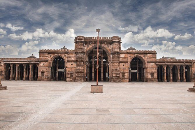 Surat/Vadodara To Ahmedabad, Vibrant Gujarat Tour - Day 5–6: Trekking, Wildlife, and Coastal Charm