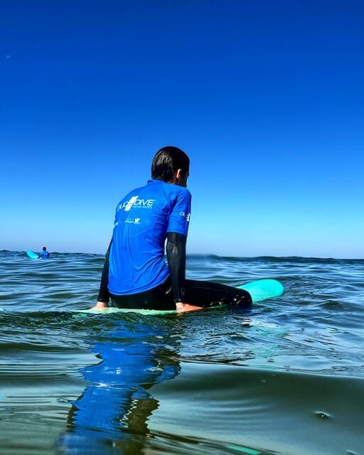 Surf Class in Caparica - The Location and Its Charm