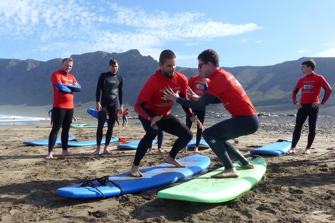 Surf Class in Famara 9:15-12:00 or 11:45-14:30 (2h Class) - Participant Requirements