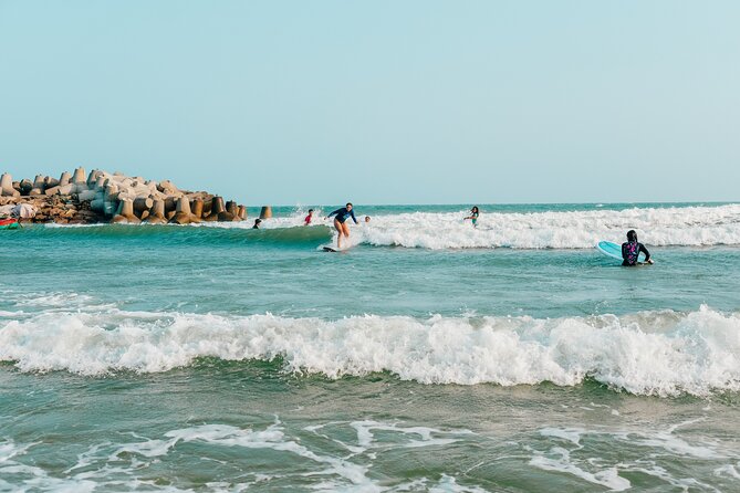 Surf in Vietnam with a local! - Analyzing the Cost & Value