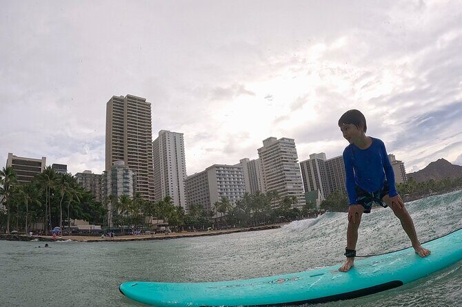 Surf lessons for beginners in Waikiki - Key Points