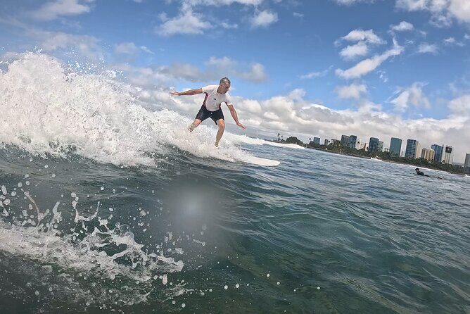 Surf Lessons get your Social Media video & photos you Surfing HI. - Who Will Love This Experience?