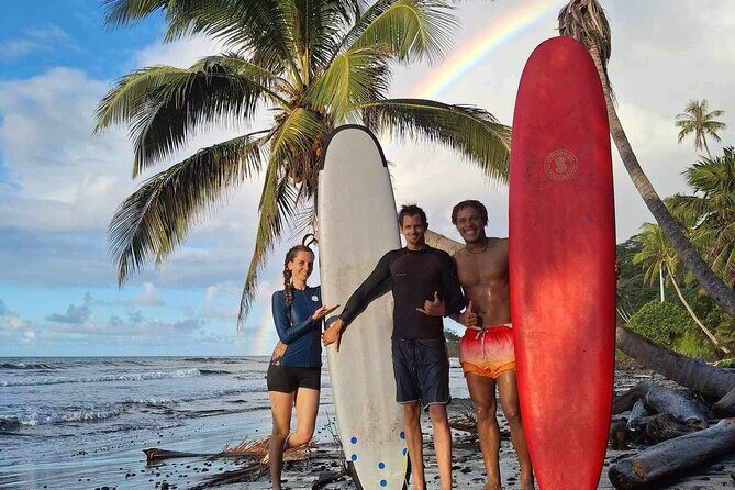 SURF TAHITI Bites & Waves  Surf experience with every bite - The Instructor and Personal Attention