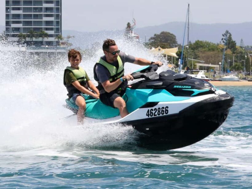 Surfers Paradise: Parasailing and Jet Ski Tour Package - A Complete Look at the Surfers Paradise Parasailing and Jetski Tour