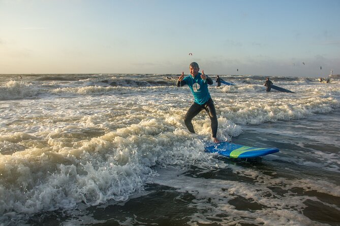 Surfing at The Shore in The Hague - The Small-Group Advantage