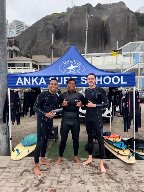 Surfing experience in Lima - Key Points